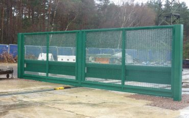 PAS 68 Swing Gate Challenger | 40mph | EZI Security